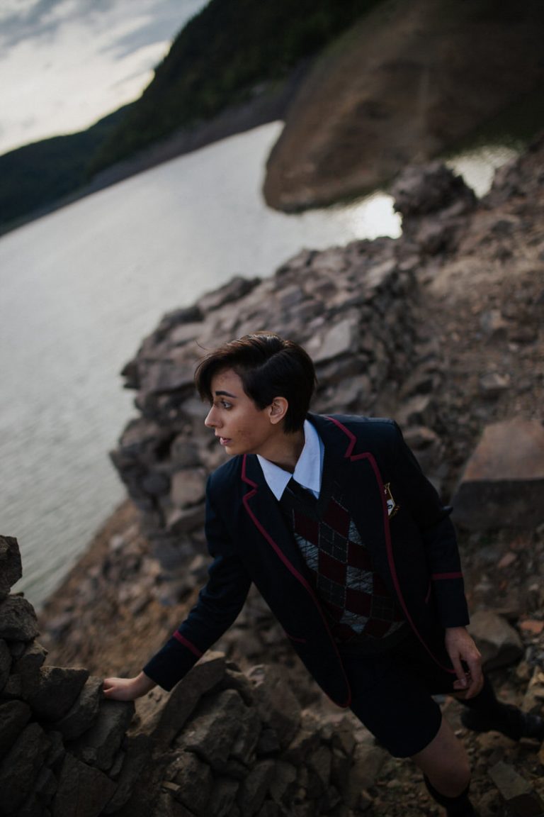 Number Five – Umbrella Academy Cosplay Photoshoot – Pasta and Aby Cosplay