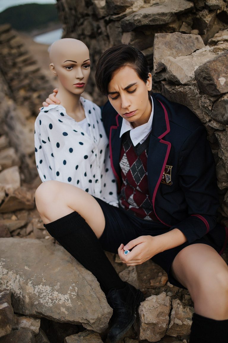 Number Five – Umbrella Academy Cosplay Photoshoot – Pasta and Aby Cosplay