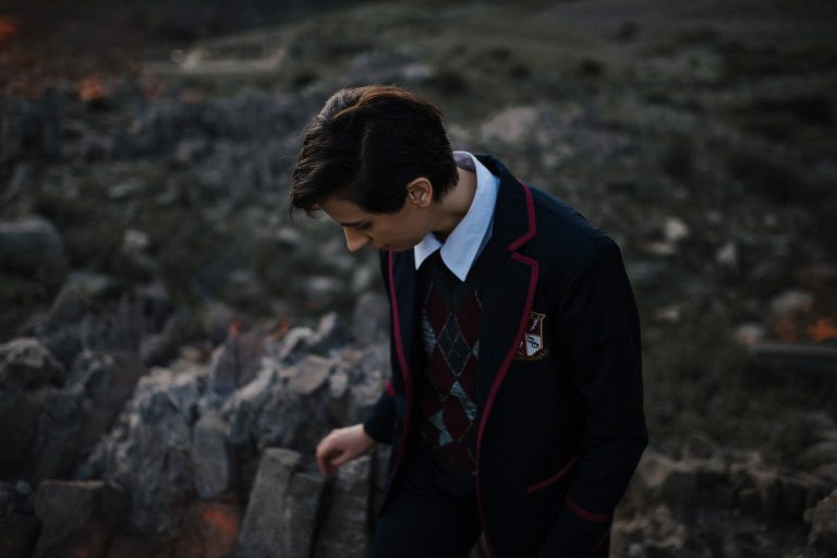 Number Five – Umbrella Academy Cosplay Photoshoot – Pasta and Aby Cosplay